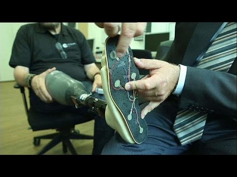 Neu am Bein: Die fühlende Prothese - hi-tech - YouTube