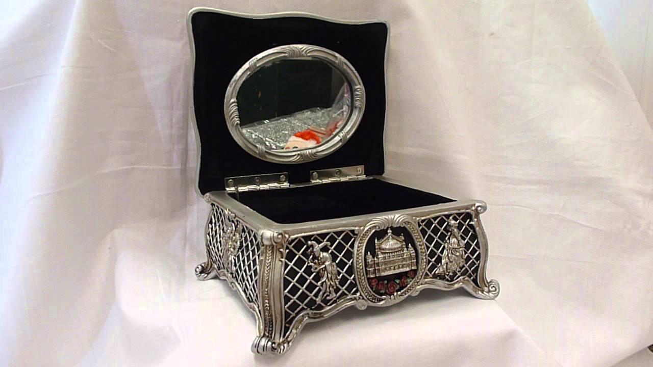 Commemorative 25 Years of "Phantom of the Opera" Music Box - YouTube