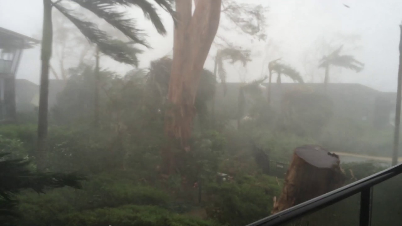 Cyclone Debbie ( Hamilton Island ) - YouTube