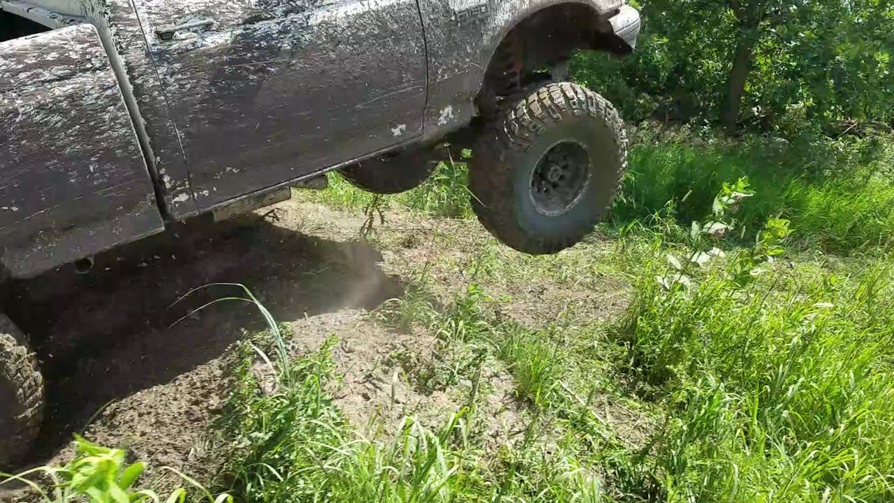 Lifted Ford F-150 Jump and Mud Bog Mudpro and Outlander Off-Road - YouTube