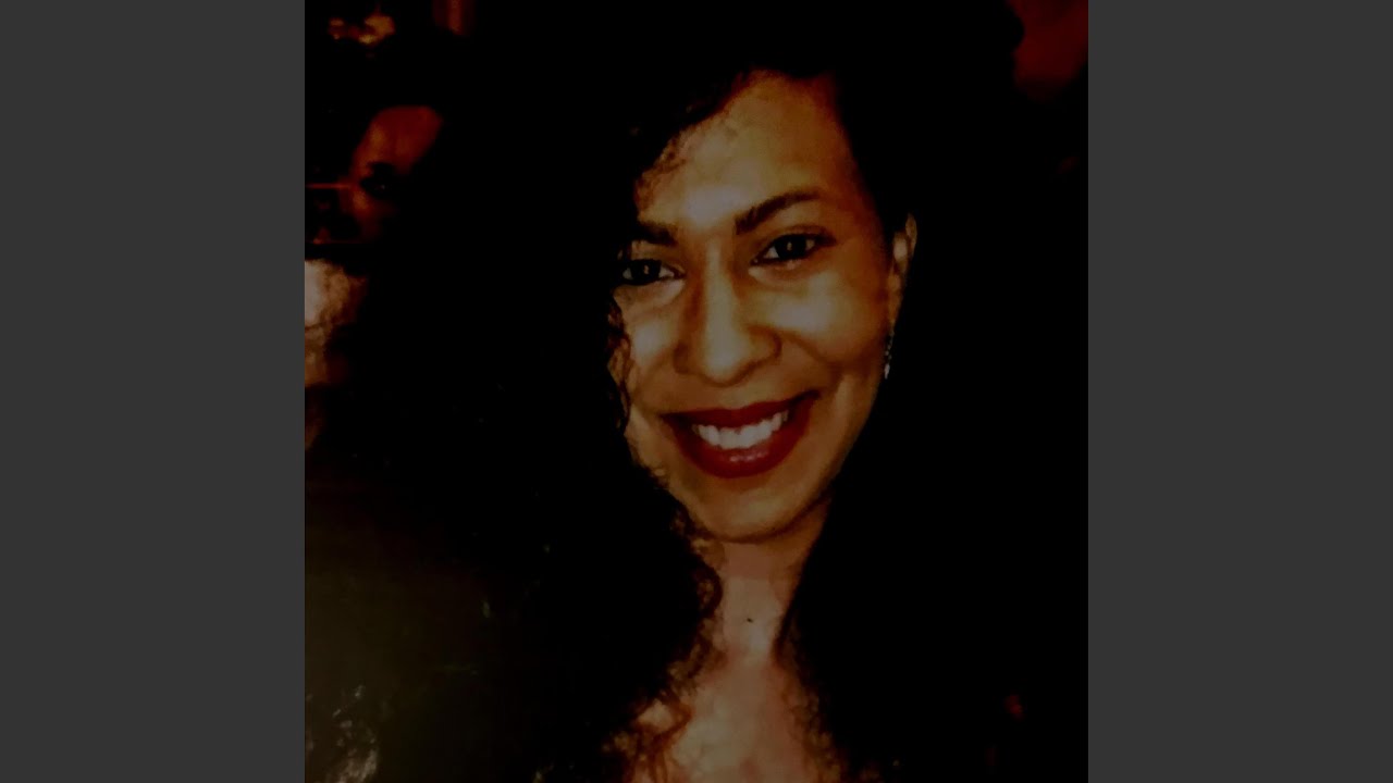 HOT GAL A ROAD (feat. Smiley 340) - YouTube