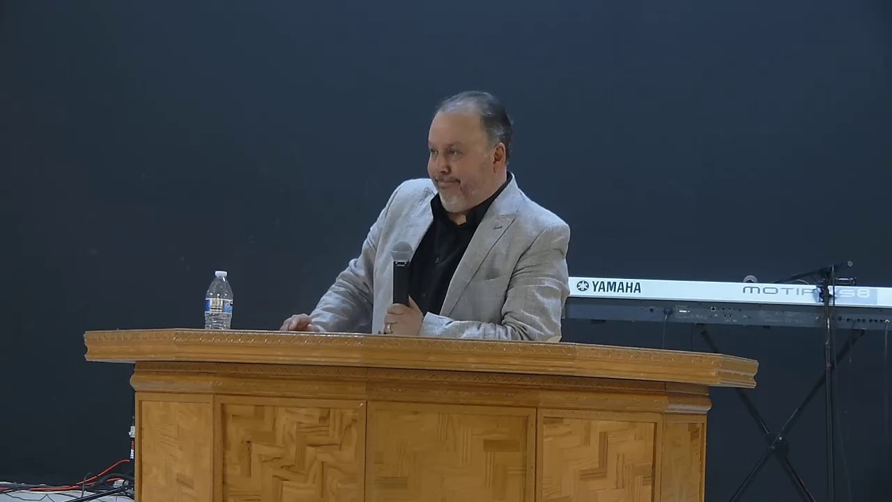 Aprovecha el buen tiempo, porque los dias son malos - Pastor Luis Pereda - YouTube