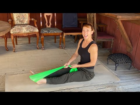 Rehab: Arch and Ankle Strengthening for Healthy Living - YouTube