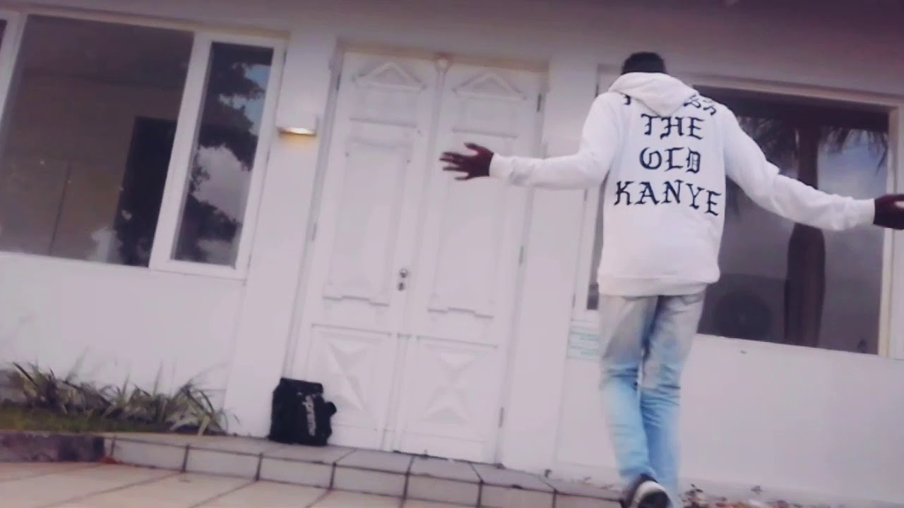 Stiven wonder (Pyto não popa no Bass) - YouTube