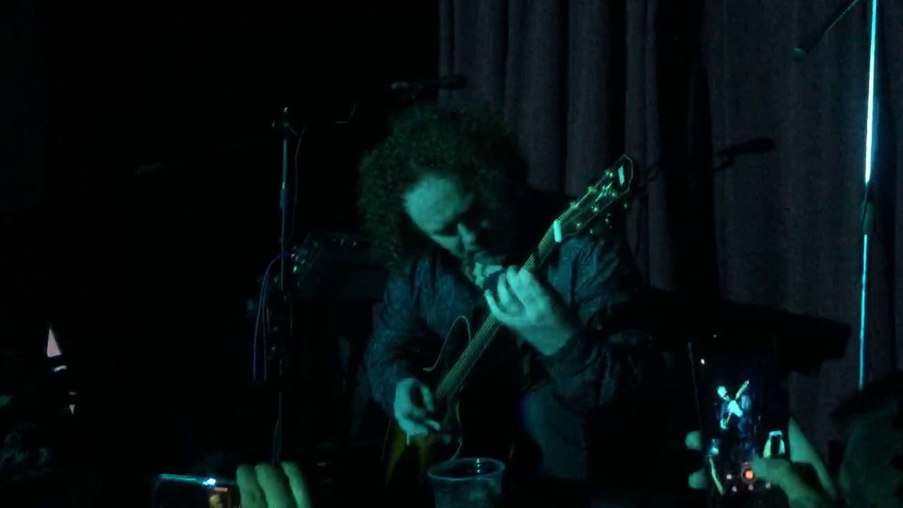 Daniel Cavanagh -Anathema, Ariel (Anathema) en Lima Peru - YouTube