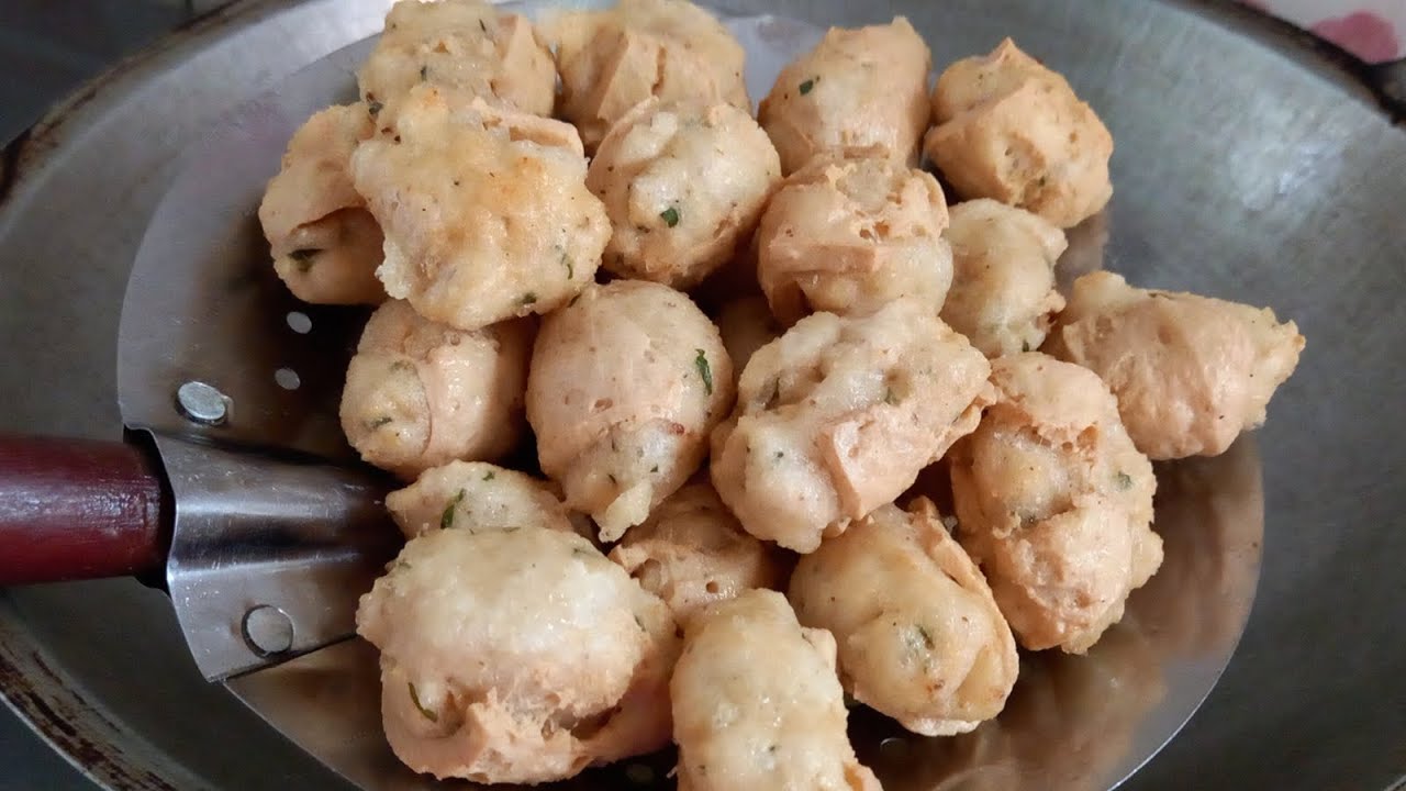 Makanan satu ini ternyata banyak juga yg suka, luarnya garing dalamnya ...