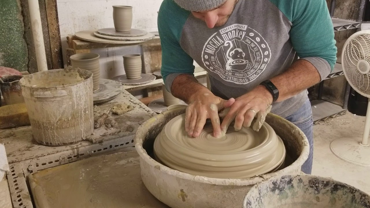 Jonthepotter - Large platter - YouTube
