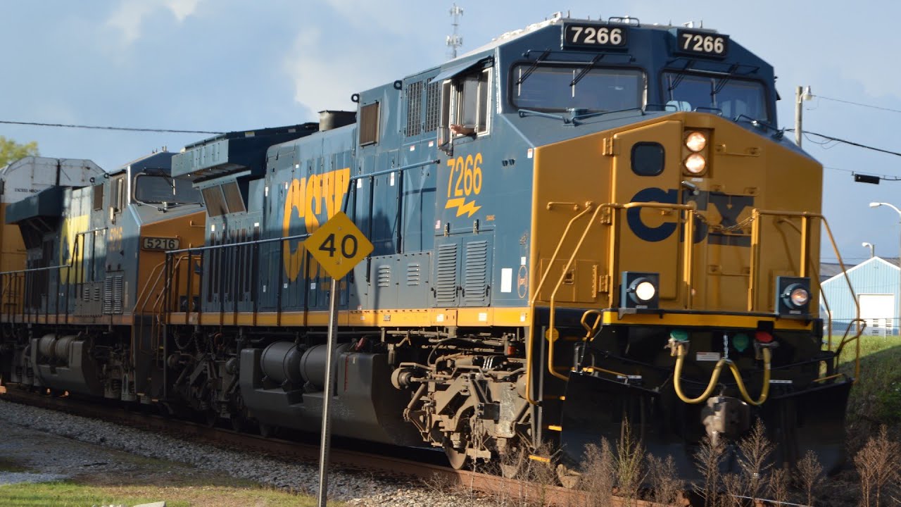 Sheeny Shiny CSX 7266 Leads Hotshot CSX I025 - 9-11-22 - YouTube