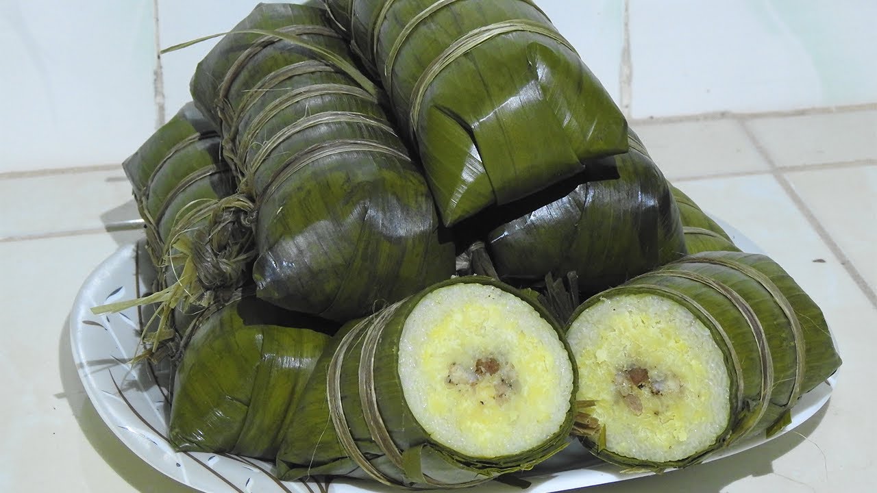 របៀបធ្វើនំអន្សម | How to make khmer sticky rice stream cake - YouTube