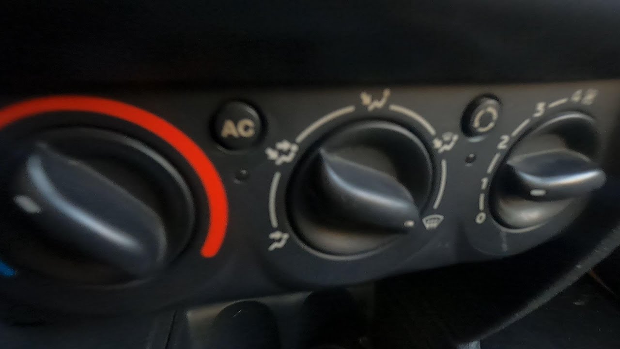 TUTO CHANGER AMPOULES BLOC DE CHAUFFAGE CLIO 2 CAMPUS - YouTube