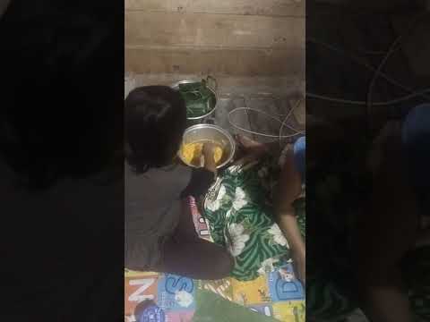 Ana belajar dengan Tambinya membuat kue basah / wadai Pais Waluh 🥰😁😀 ...