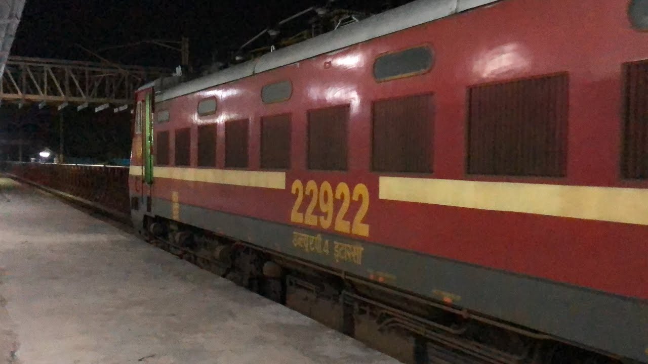 GOLCONDA EXPRESS || 17202 || SC-GNT || ET WAP-4 22922 || ARRIVING ...