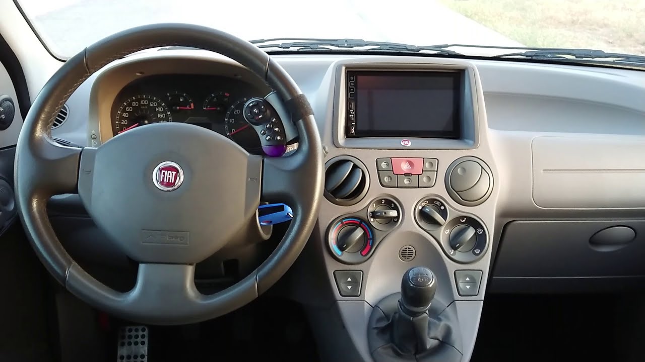Fiat Panda 1.2 Dynamic SkyDome "superpanda" radio doble din - YouTube