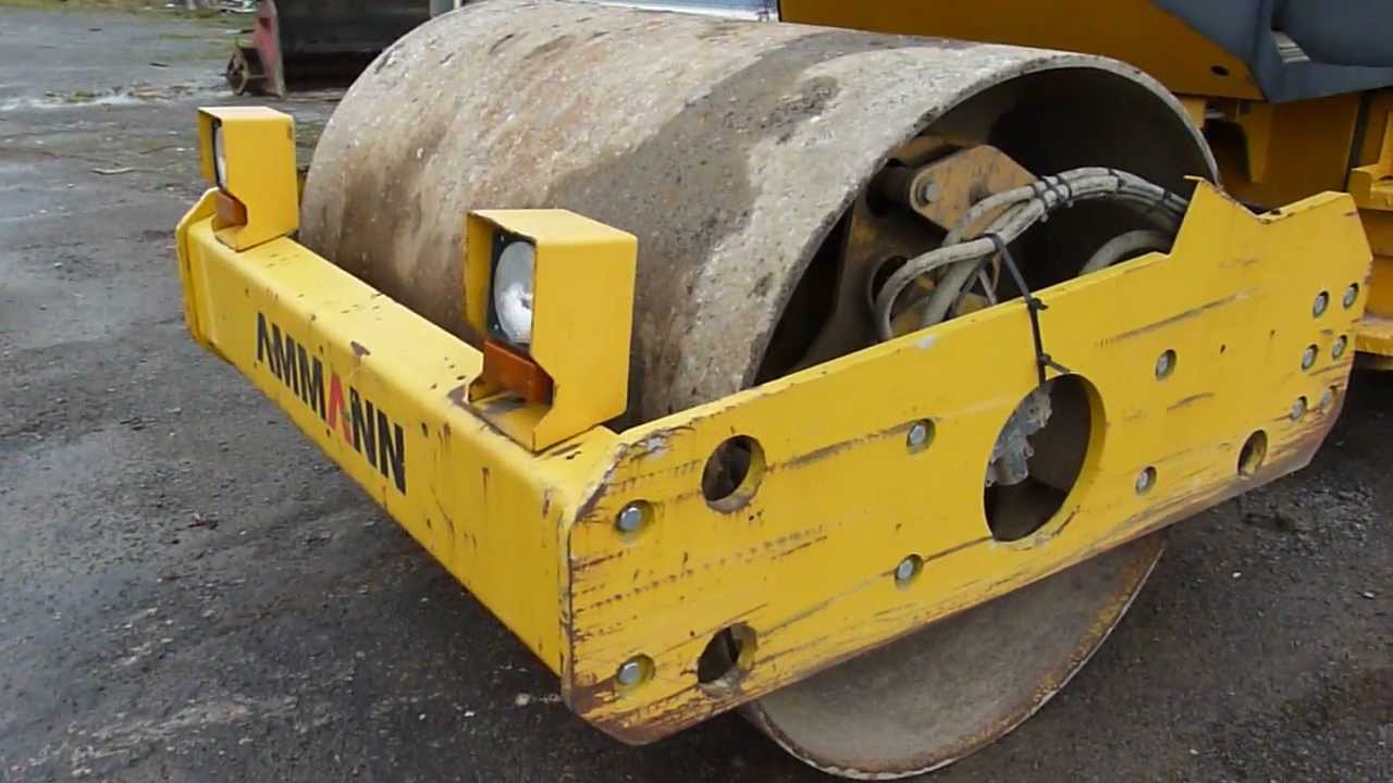 Rouleau Compacteur Monocylindre Ammann AC70 Single Drum Compactor ...