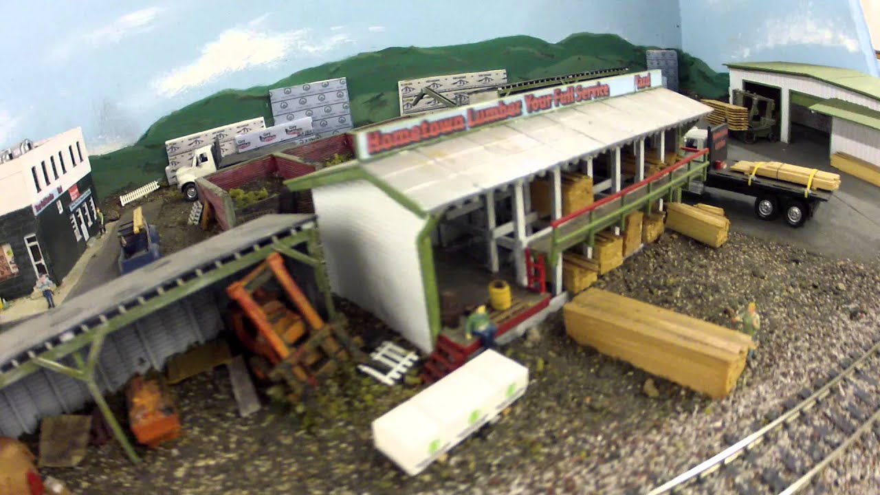 True to Life Model Train Sets at The Great Train Show - YouTube