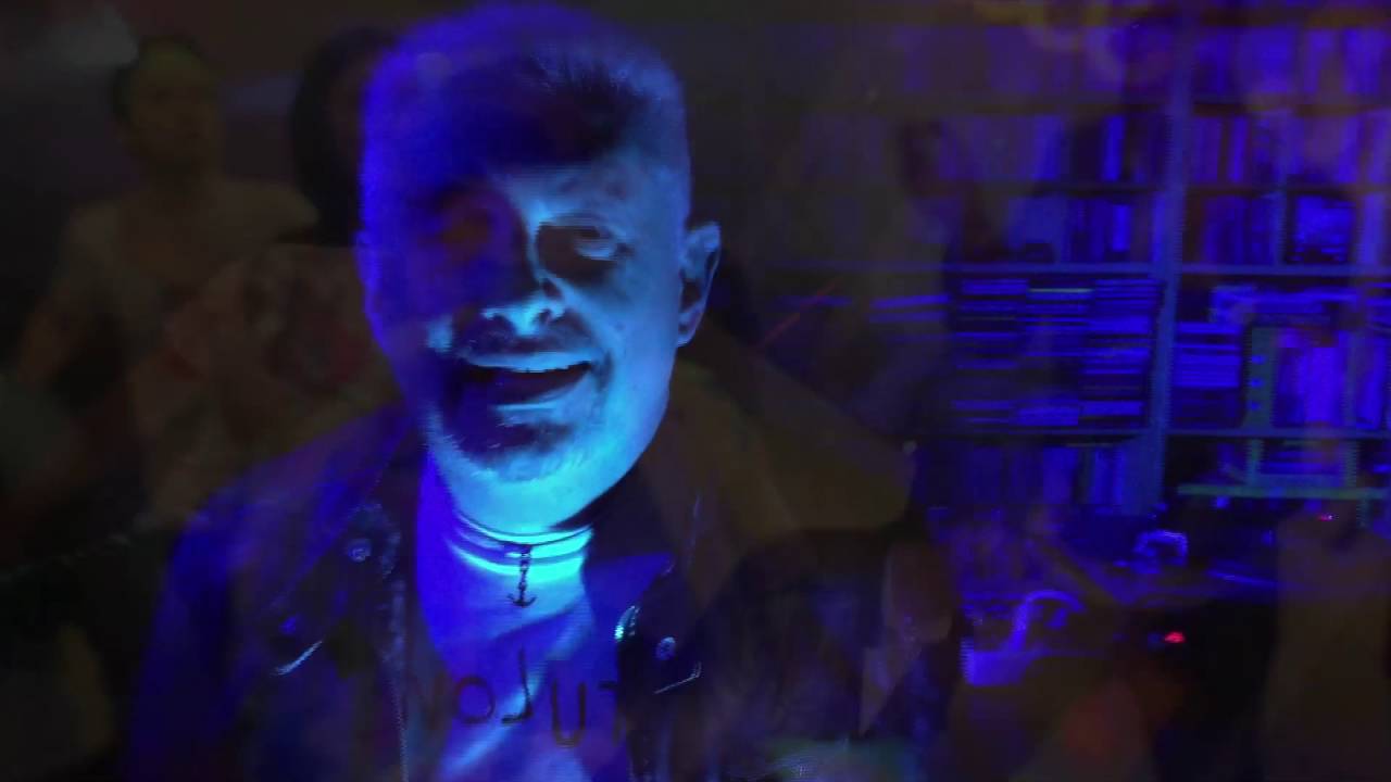 Alex Valentini - IT'S TIME (Official Video) - YouTube