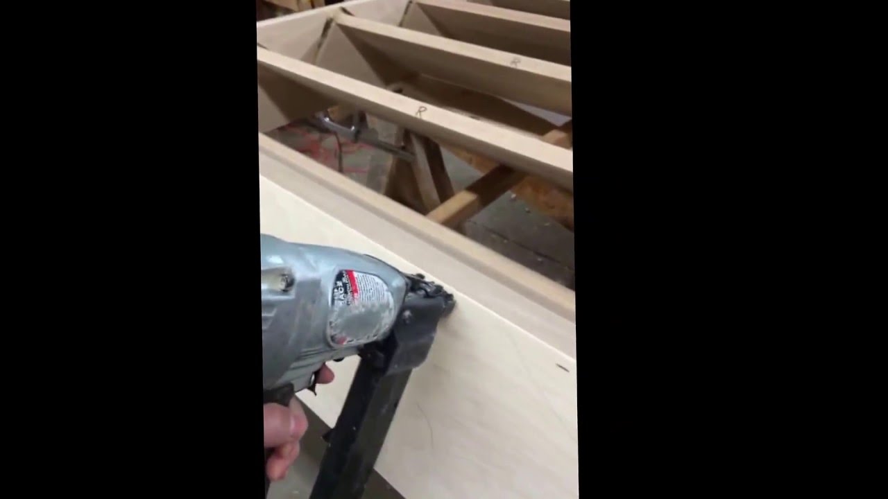 Building a stair at Stairtech - YouTube