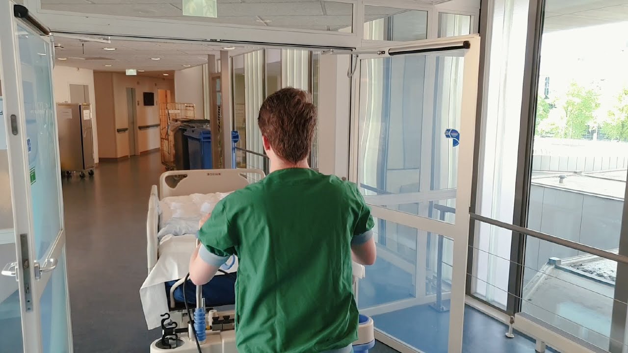 Hoe worden coronapatiënten verzorgd op de Intensive Care van het ...
