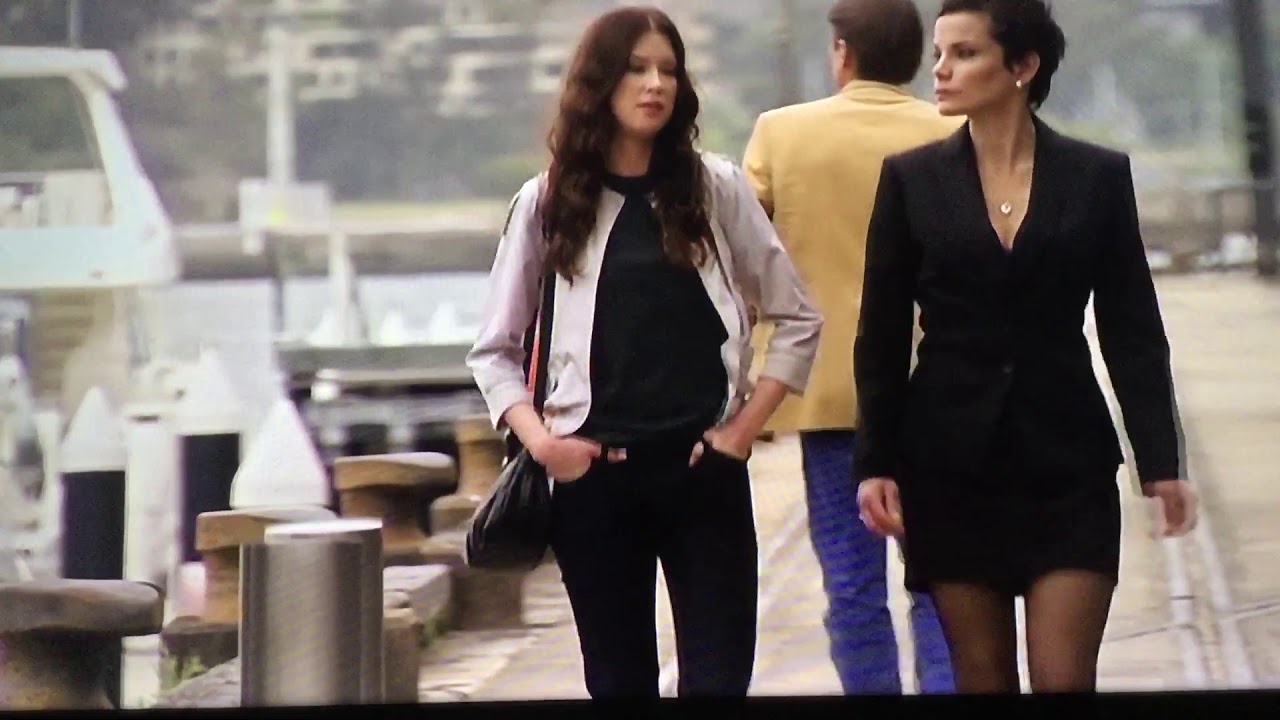 Sigrid Thornton in Underbelly: The Golden Mile: Part 11 - YouTube