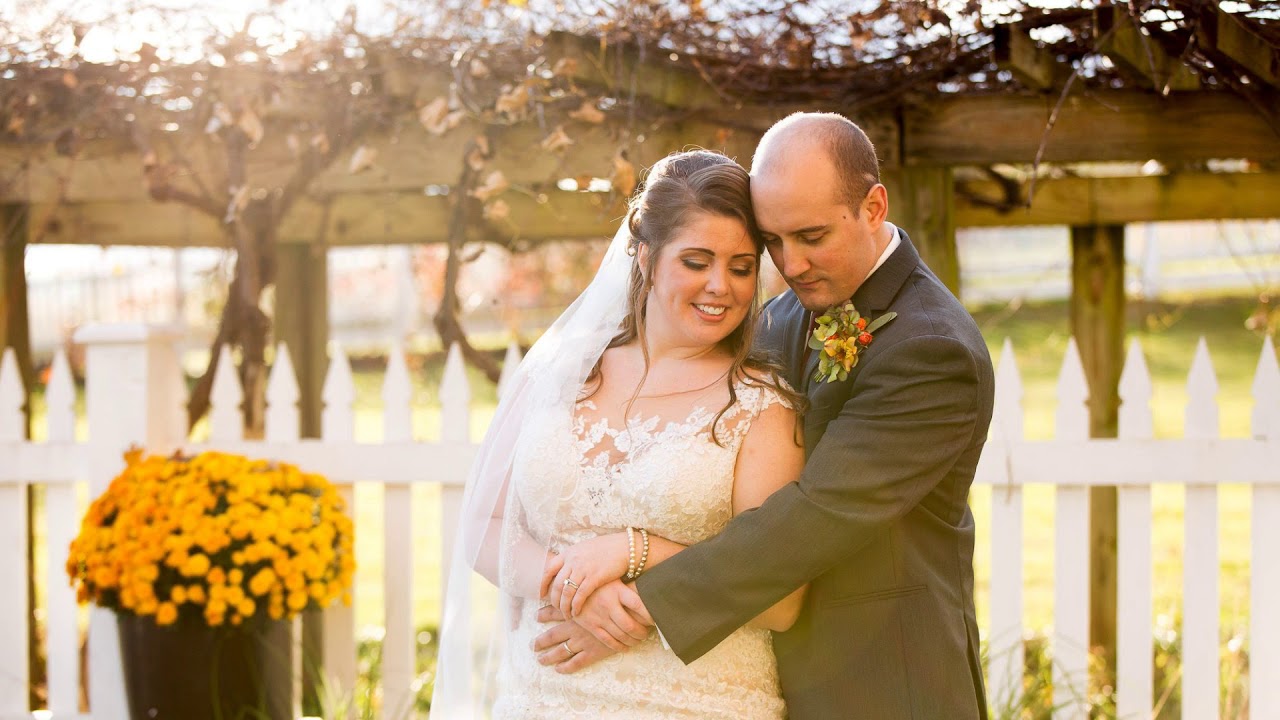West Overton Barn Wedding Reception | Lisa and Jared - YouTube