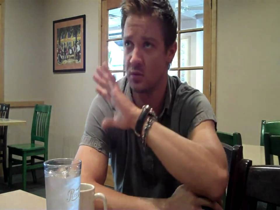 Jeremy Renner interview part2 - YouTube