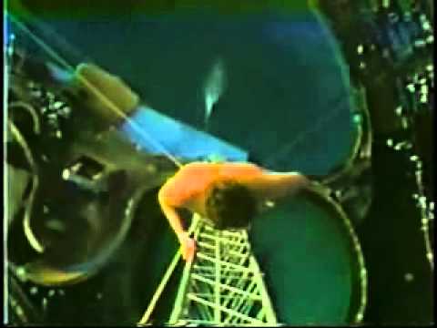 World Record Highest Dive (Dana Kunze 172 Foot High Dive World Champion ...