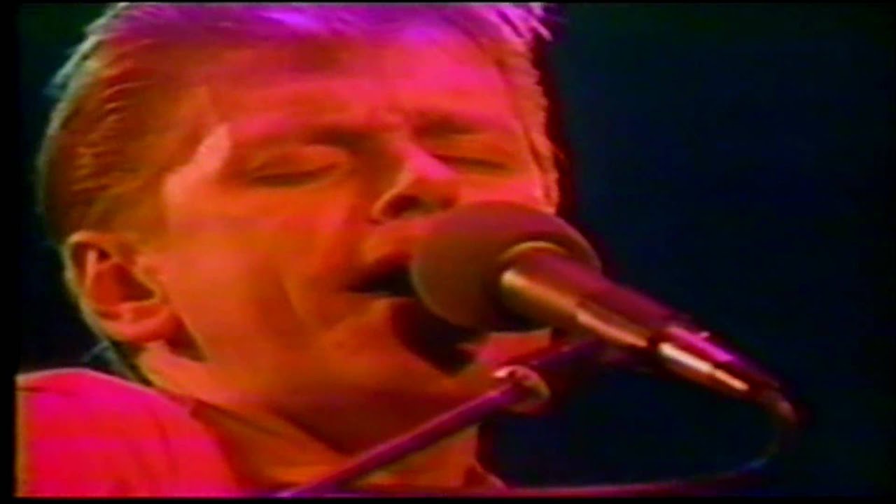 Chicago - Peter Cetera - If You Leave Me Now (Live)-HD - YouTube Music