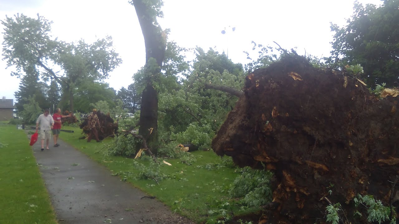 Winds Damage Downtown, Property Damage and Injuries - YouTube