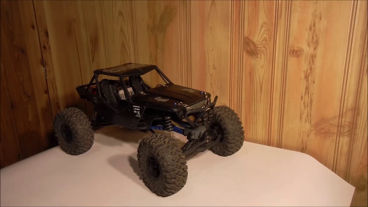 First look at my Axial Wraith build - YouTube