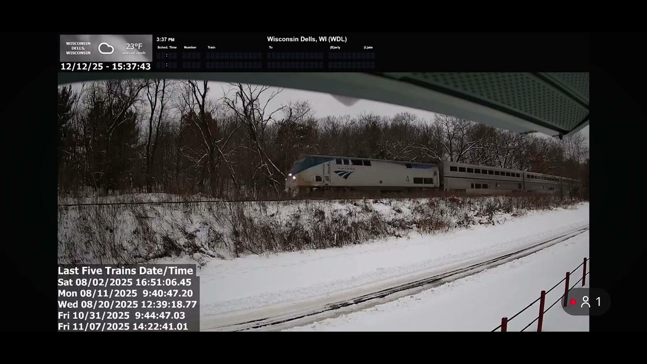Amtrak Borealis Riverside & Great Northern Railway Wisconsin Dells, WI ...