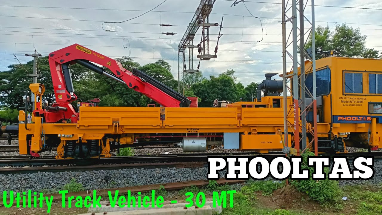 #RailGateChannel PHOOLTAS [Utility Track Vehicle - 30 MT] Taking Rest ...