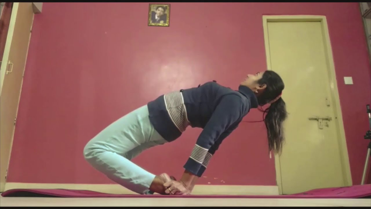 Floating camel pose or Ustrasana Variation 2 - YouTube