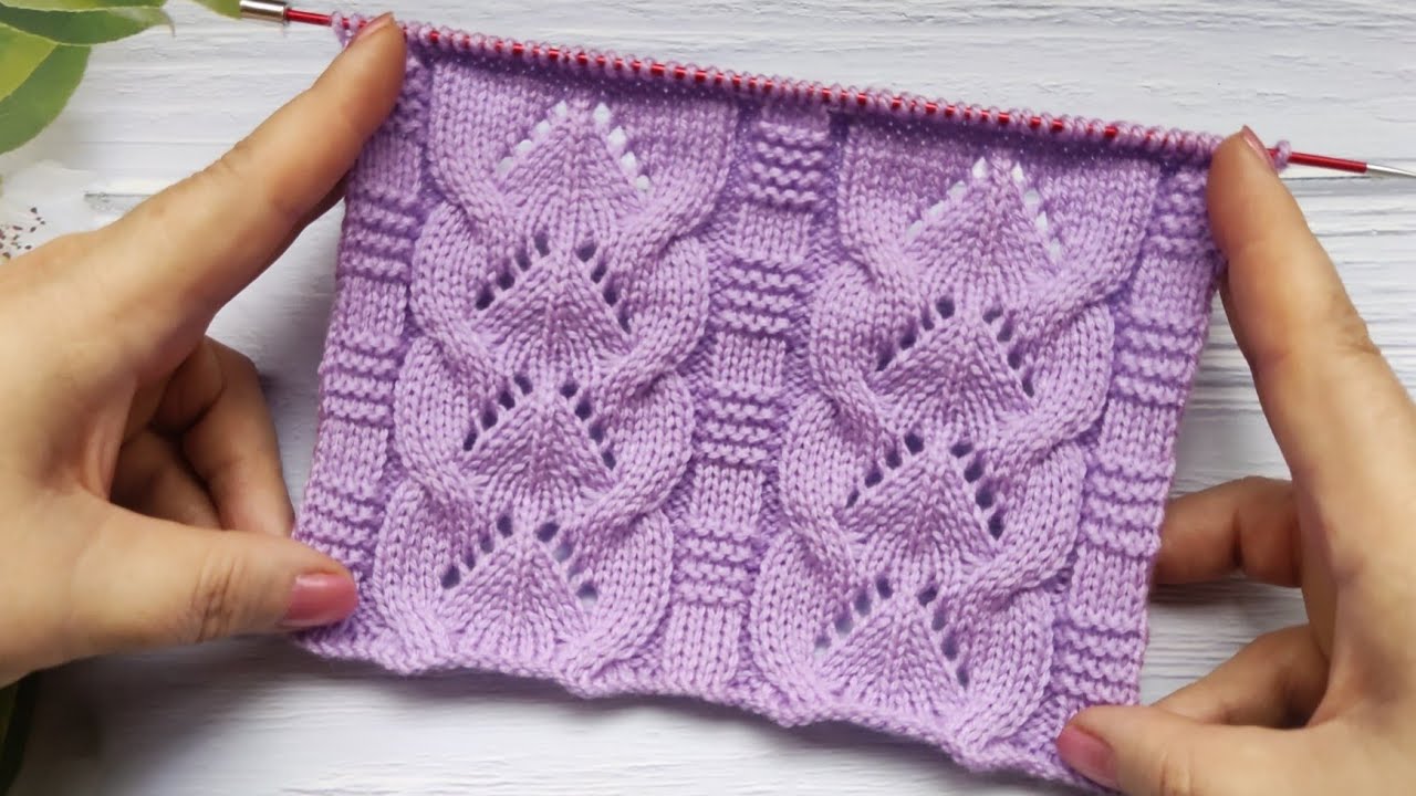 Lace Cable Knit Stitch | Ajour-Zopfmuster stricken | Punto Trecce ...