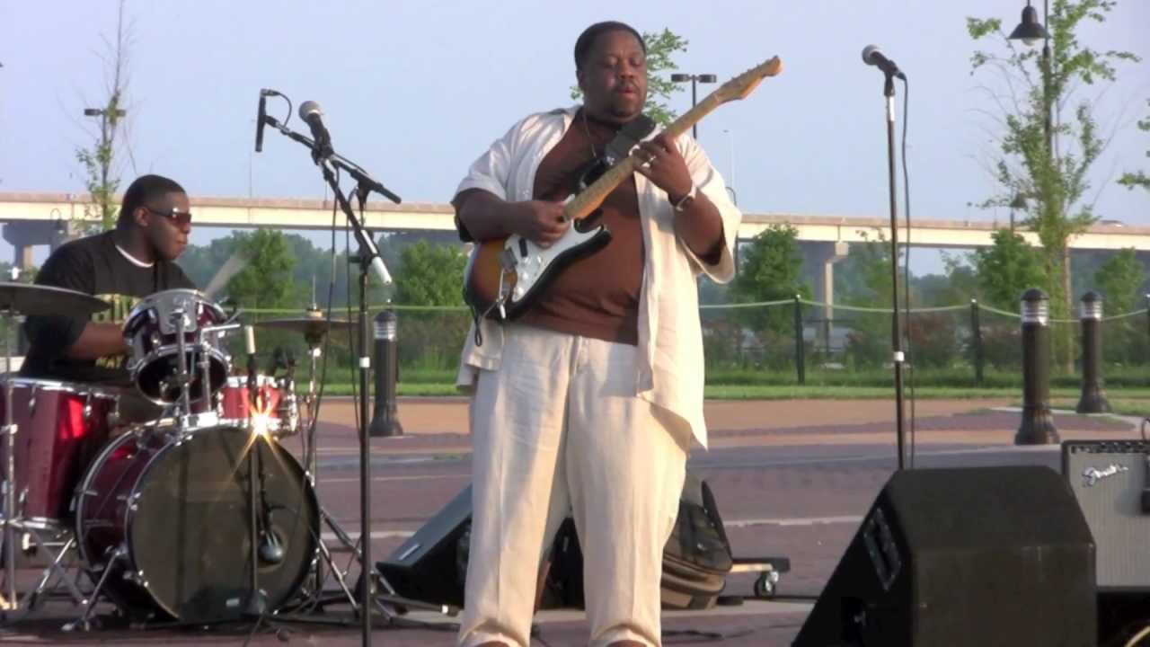 Happy Guitar & THE NEPH BAND LIVE - YouTube