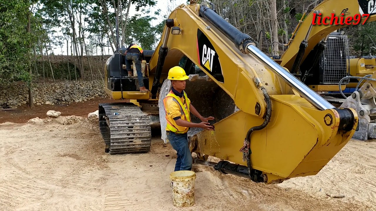 Sekolah Operator Excavator# On Job Training (OJT) UT School Komatsu ...