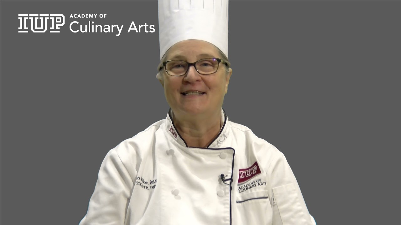 Meet the Chef: Lynn Pike - YouTube