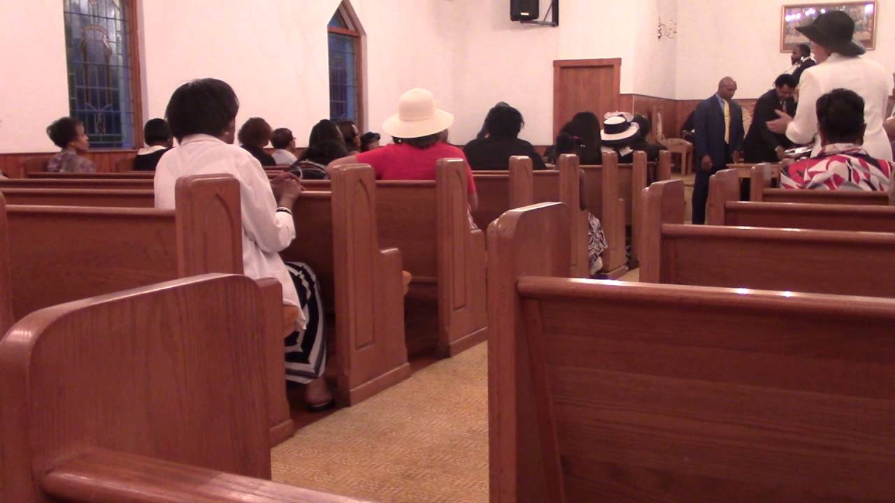 Sis Harmony Crawford singing "I had a chance " at Piney Grove Primitive ...