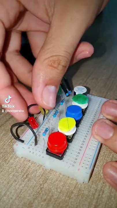 JOGO GENIUS no arduino - YouTube