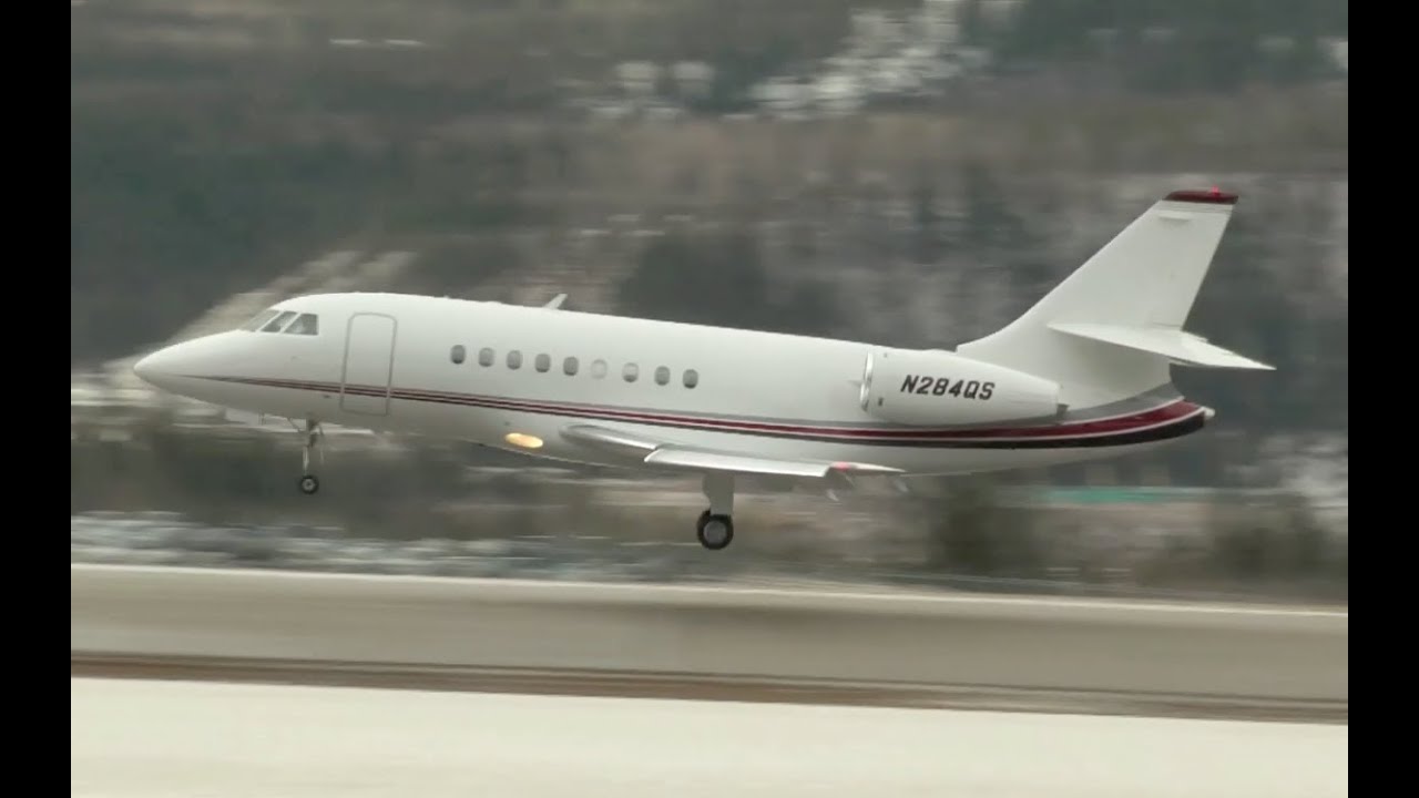 Dassault Falcon 2000 Approach and Landing - YouTube
