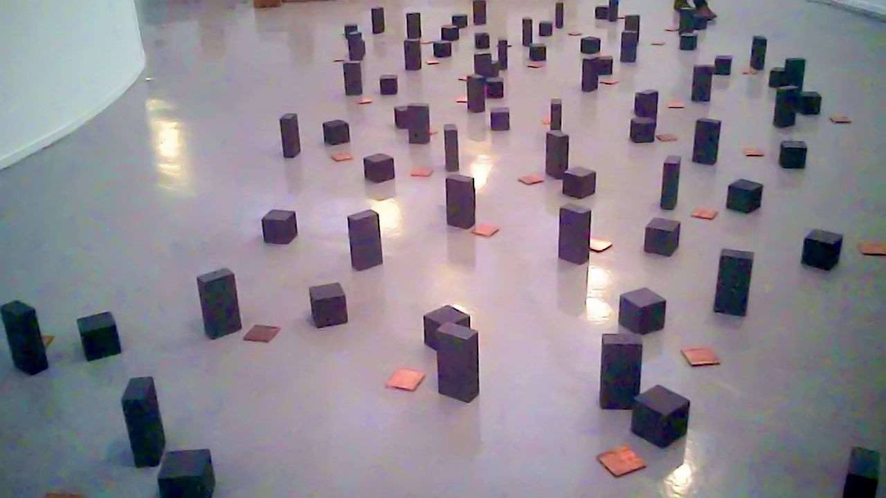 Carl Andre, Sculpture as place (1958-2010) , musée d’Art moderne ...