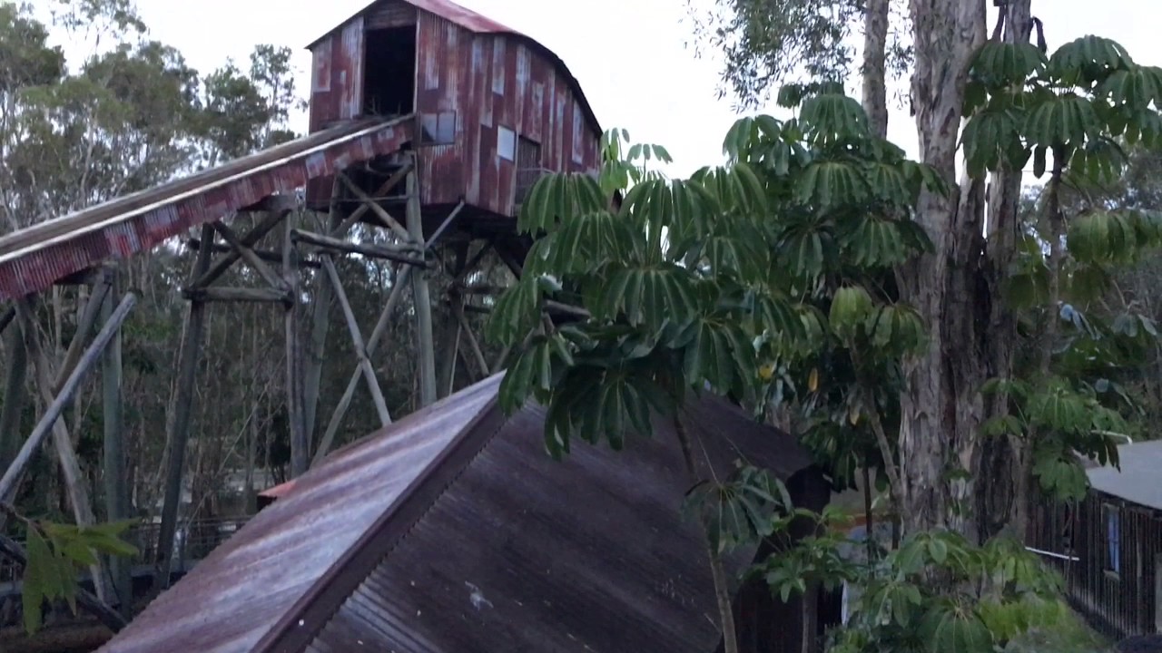 Rocky Hollow Log Ride Drained Out After Incident 12/01/17 - YouTube