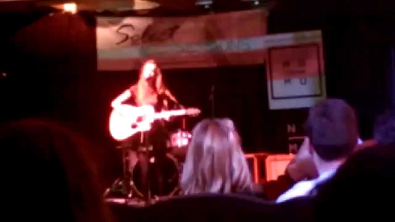 Alice Kiernan Live @ 4 Dame Lane 11th of September 2014 - YouTube