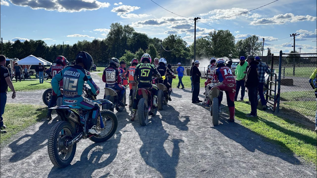 Pro Outlaw Twins/Singles Van Wert Flat Track Race May 24, 2025 - YouTube