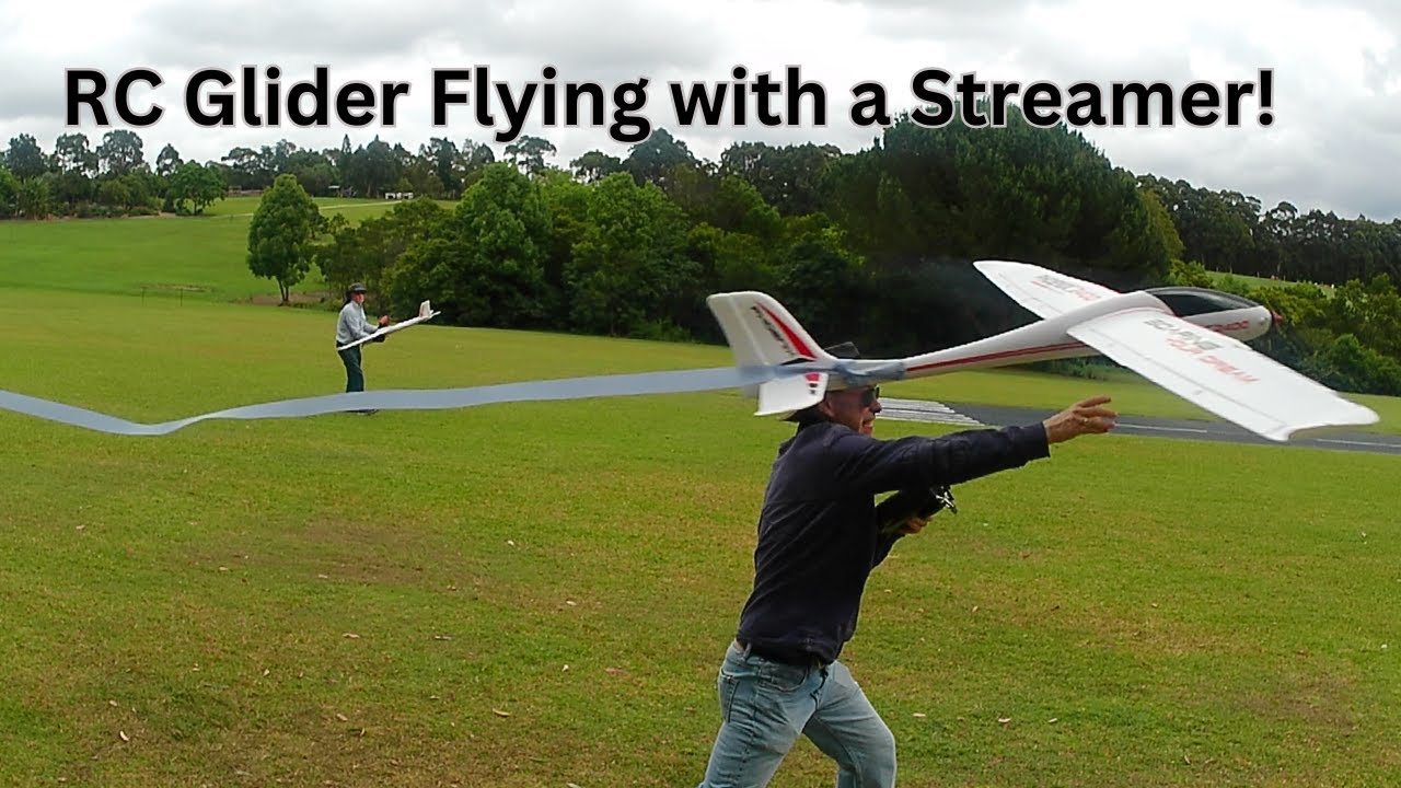 🌟 Soar with Style: RC Glider Flying with a Streamer! 🌟 - YouTube