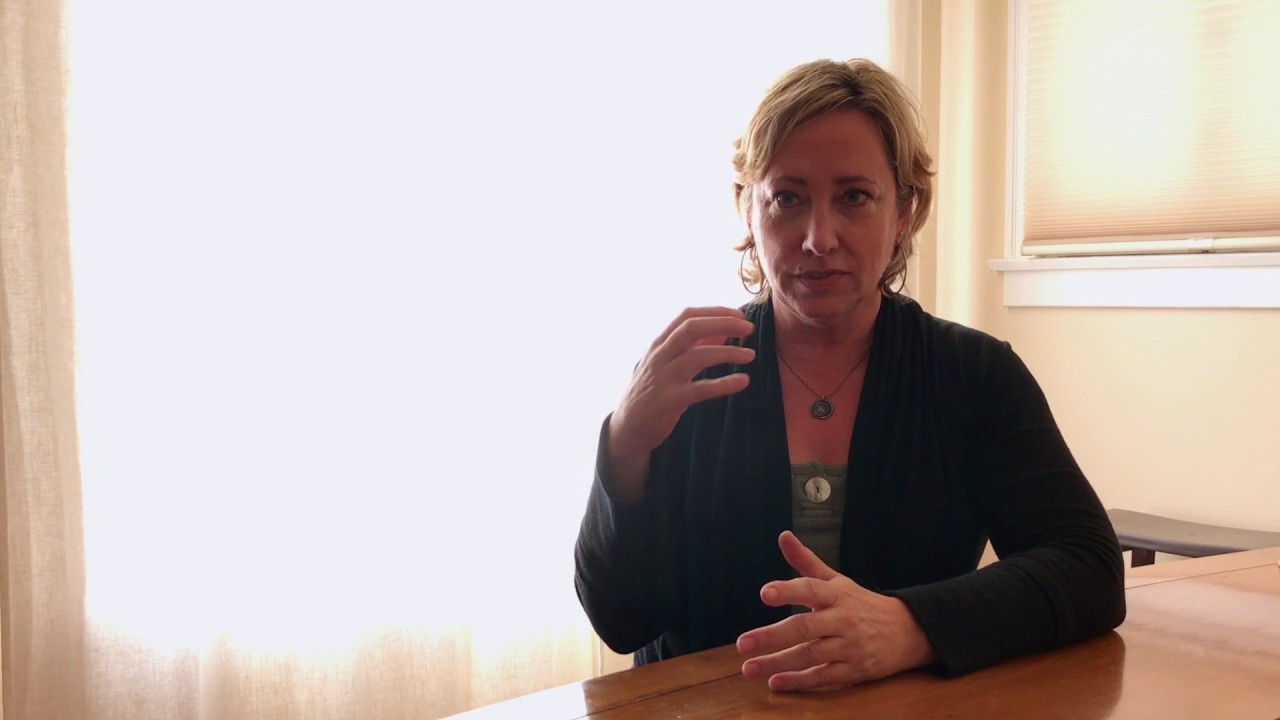 Ana in Lara Croft: Rise of the Tomb Raider | Kay Bess Voiceover - YouTube