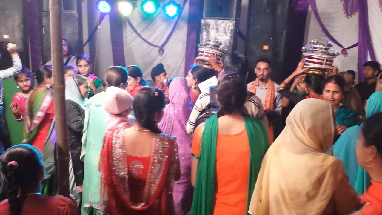 Jaggo Party Straight from the Pind.. || Punjab || - YouTube