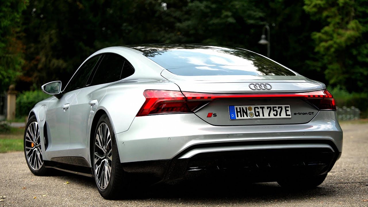 2025 Audi S e tron GT quattro Electric Luxury Sedan - YouTube