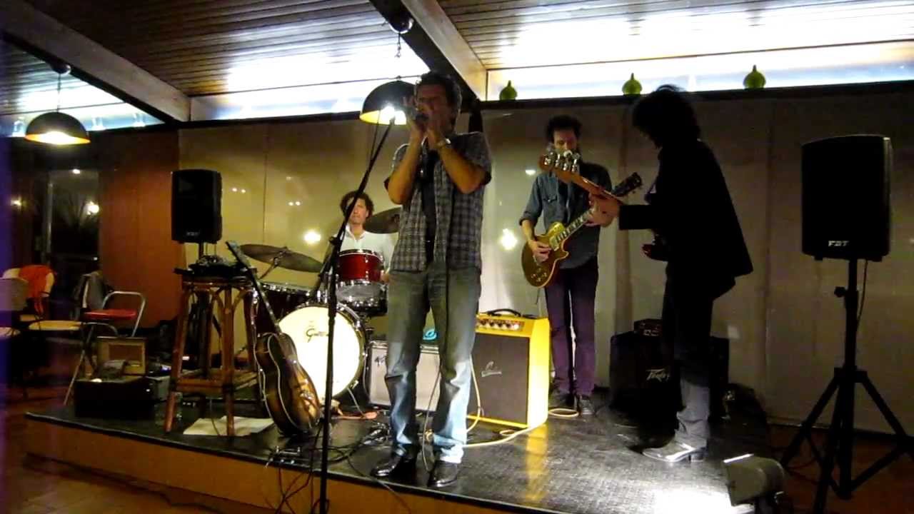 Marco Pandolfi low down blues trio @ Antica Osteria Zanatta - YouTube