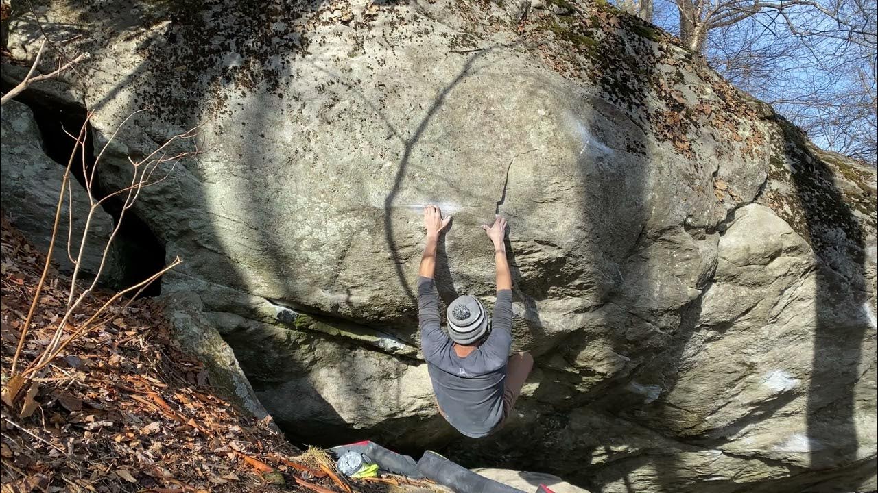 Boone Bouldering - Blowing Rock - AHR V8 - YouTube