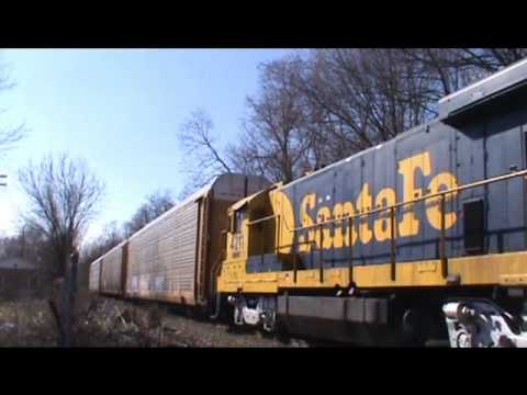 Chasing SMS Rail with Ex. Santa Fe B23-7 and lots of awesome RS3L ...